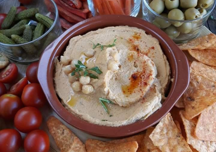 Receta de hummus con cilantro